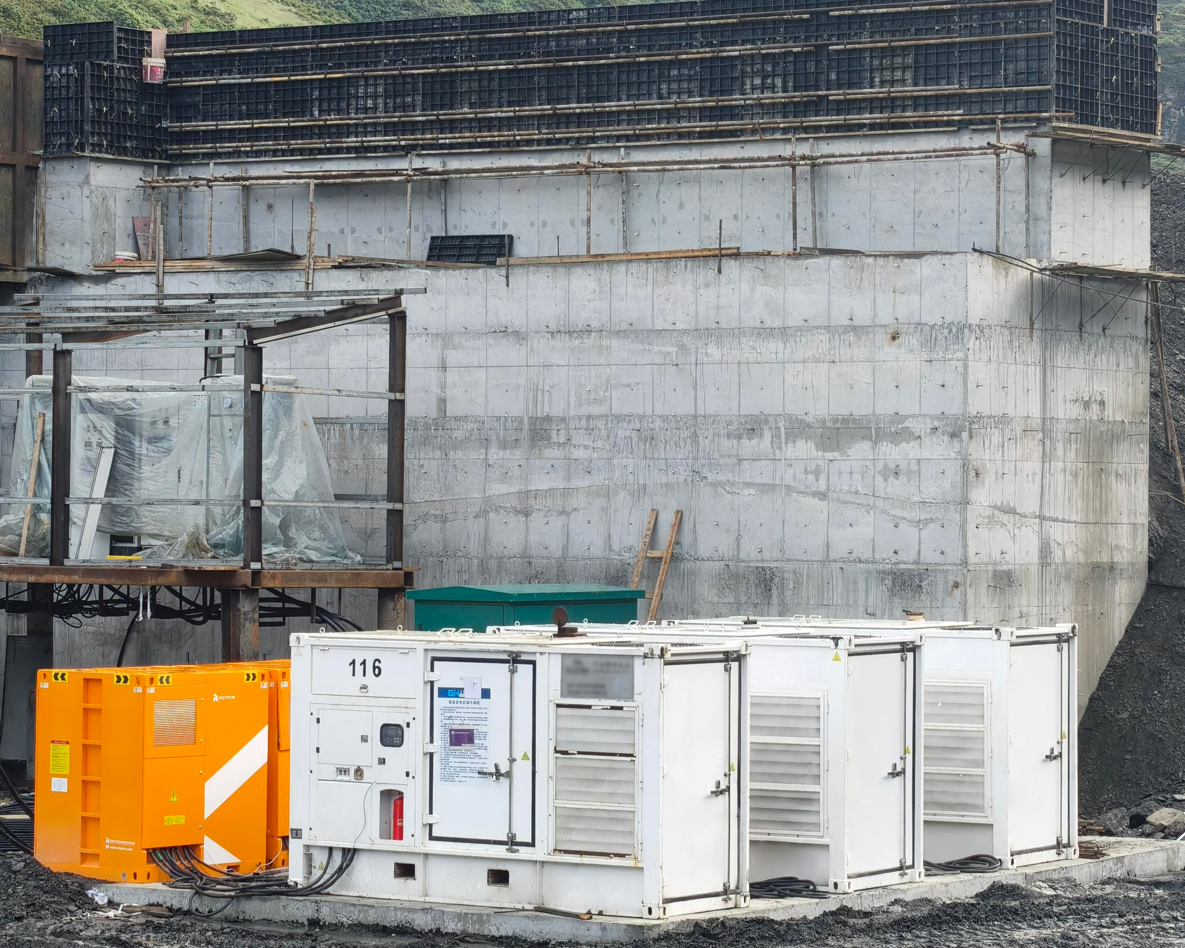 News - ROYPOW DG Hybrid ESS Powers Major Infrastructure Project Over 4,200m